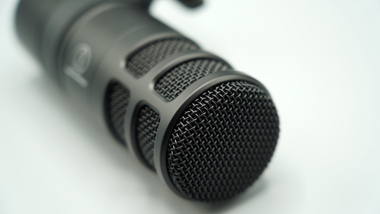 audio-technica AT2040 レビュー：最初の1本にオススメな高音質ダイナミックマイク！必要なモノも解説します。 | ジジローブログ
